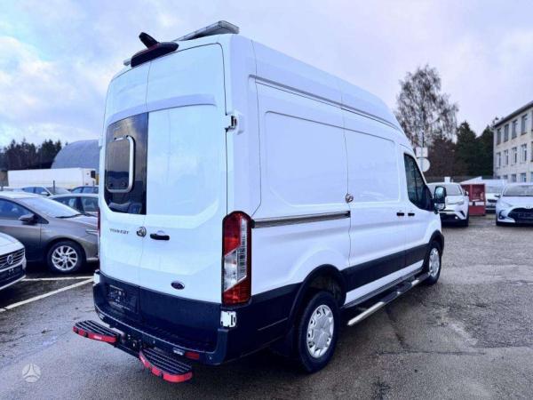 White Ford Transit 2019 in Radviliskis, with an engine capacity of 2.00 L and mileage of 99 thousand km for 21719 €, photo 6 on AUTOMOTO.COM.LV