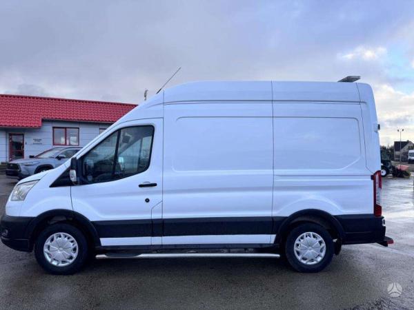 White Ford Transit 2019 in Radviliskis, with an engine capacity of 2.00 L and mileage of 99 thousand km for 21719 €, photo 9 on AUTOMOTO.COM.LV