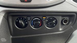 Balts Ford Transit 2019 Marijampole, ar dzinēja tilpumu 2.00 L un nobraukumu 111 tūkst. km par 14350 €, foto 18 vietnē AUTOMOTO.COM.LV