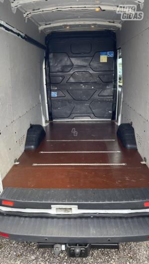Balts Ford Transit 2019 Marijampole, ar dzinēja tilpumu 2.00 L un nobraukumu 111 tūkst. km par 14350 €, foto 27 vietnē AUTOMOTO.COM.LV