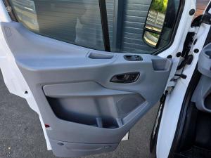 Balts Ford Transit 2019 Kauņa, ar dzinēja tilpumu 2.00 L un nobraukumu 338 tūkst. km par 8900 €, foto 19 vietnē AUTOMOTO.COM.LV