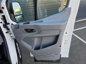 Balts Ford Transit 2019 Kauņa, ar dzinēja tilpumu 2.00 L un nobraukumu 338 tūkst. km par 8900 €, foto 22 vietnē AUTOMOTO.COM.LV