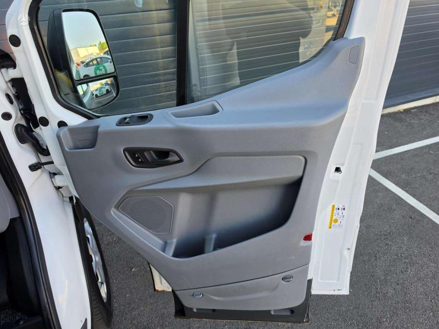 Balts Ford Transit 2019 Kauņa, ar dzinēja tilpumu 2.00 L un nobraukumu 338 tūkst. km par 8900 €, foto 22 vietnē AUTOMOTO.COM.LV