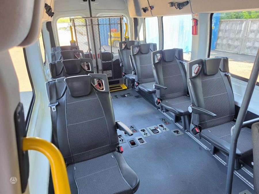 Balts Ford Transit 2019 Kauņa, ar dzinēja tilpumu 2.00 L un nobraukumu 338 tūkst. km par 8900 €, foto 23 vietnē AUTOMOTO.COM.LV