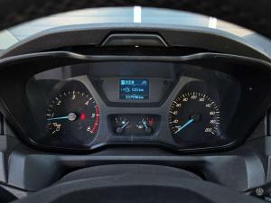 Balts Ford Transit 2019 Kauņa, ar dzinēja tilpumu 2.00 L un nobraukumu 338 tūkst. km par 8900 €, foto 38 vietnē AUTOMOTO.COM.LV