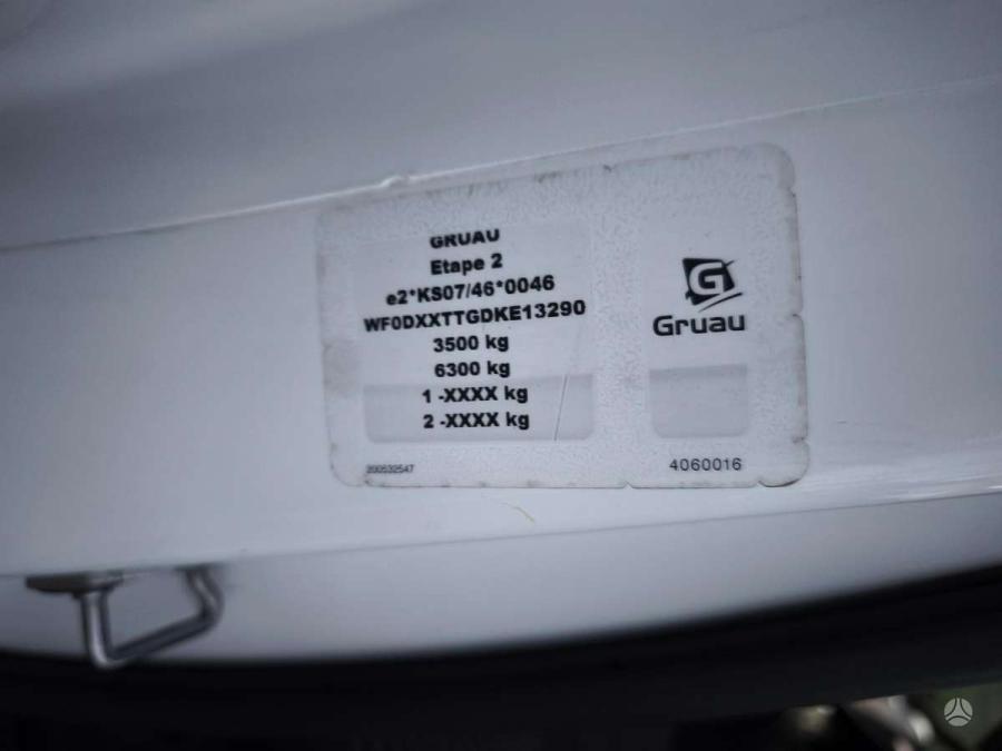 White Ford Transit 2019 in Taurage, with an engine capacity of 2.00 L and mileage of 146 thousand km for 12900 €, photo 11 on AUTOMOTO.COM.LV