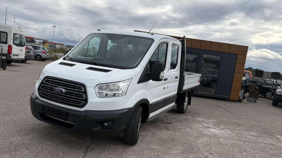 White Ford Transit 2019 in Marijampole, with an engine capacity of 2.00 L and mileage of 278 thousand km for 13900 €, photo 10 on AUTOMOTO.COM.LV