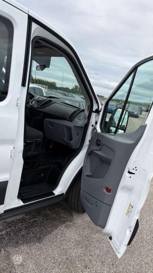 White Ford Transit 2019 in Marijampole, with an engine capacity of 2.00 L and mileage of 278 thousand km for 13900 €, photo 21 on AUTOMOTO.COM.LV