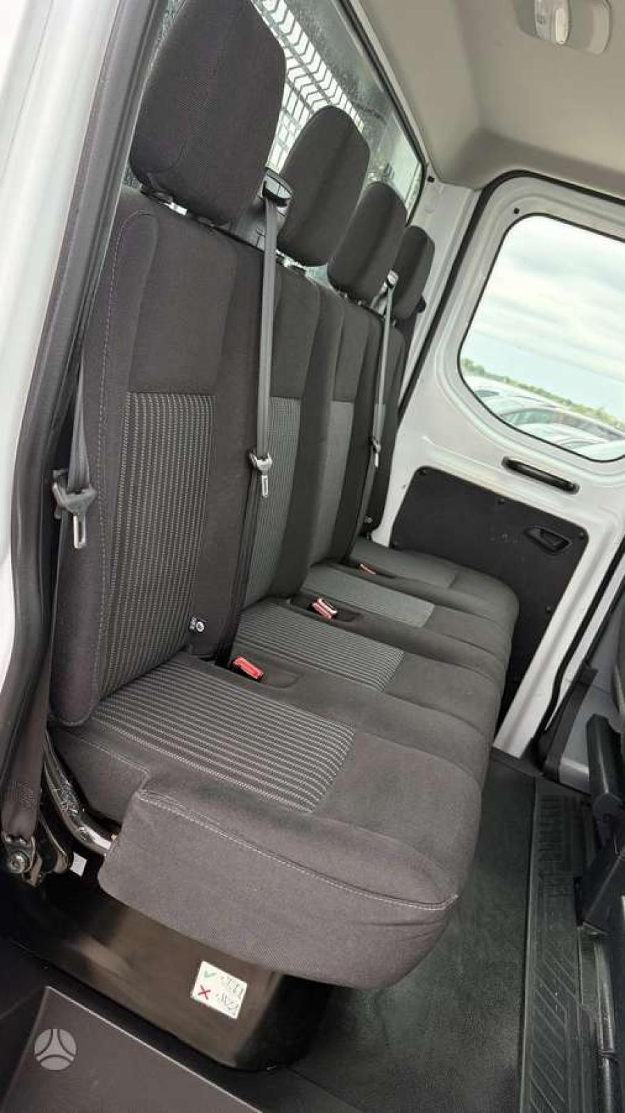 White Ford Transit 2019 in Marijampole, with an engine capacity of 2.00 L and mileage of 278 thousand km for 13900 €, photo 22 on AUTOMOTO.COM.LV