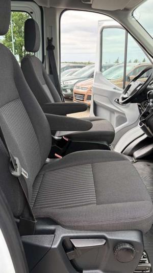 White Ford Transit 2019 in Marijampole, with an engine capacity of 2.00 L and mileage of 278 thousand km for 13900 €, photo 24 on AUTOMOTO.COM.LV