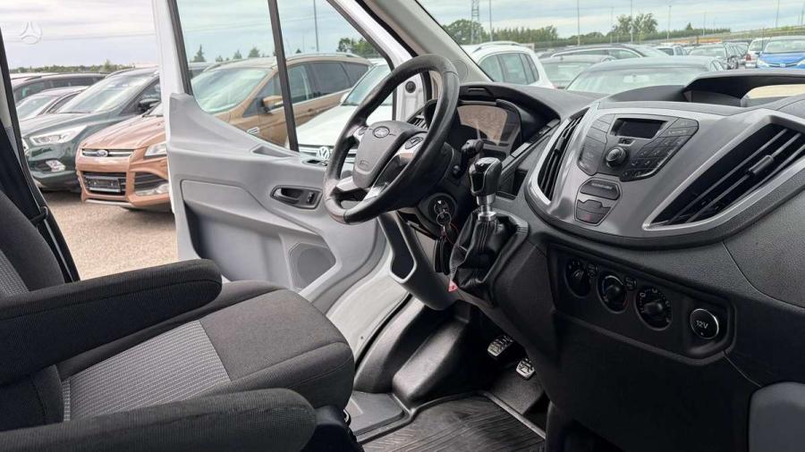 White Ford Transit 2019 in Marijampole, with an engine capacity of 2.00 L and mileage of 278 thousand km for 13900 €, photo 25 on AUTOMOTO.COM.LV