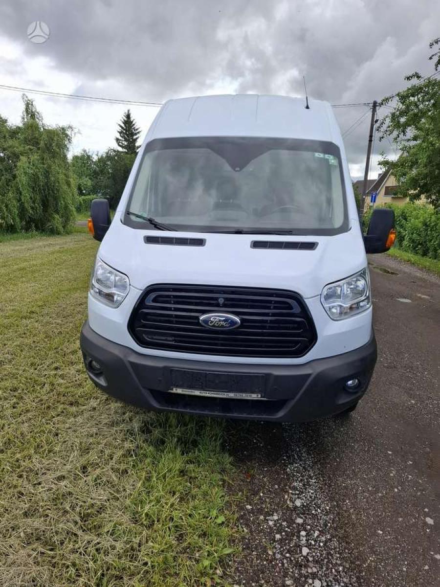 Balts Ford Transit 2019 Panevēža, ar dzinēja tilpumu 2.00 L un nobraukumu 198 tūkst. km par 10800 €, foto 1 vietnē AUTOMOTO.COM.LV