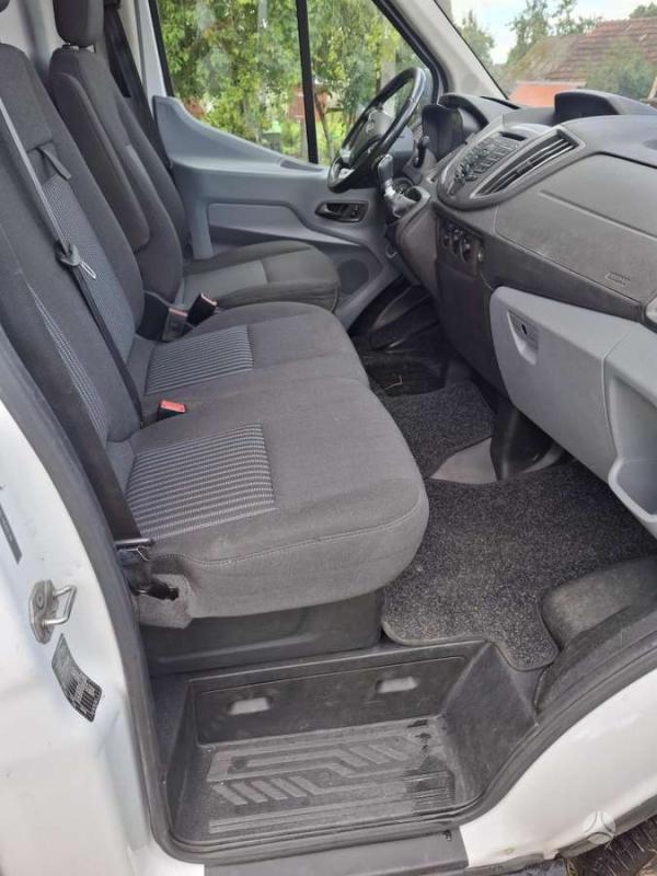 White Ford Transit 2019 in Panevezys, with an engine capacity of 2.00 L and mileage of 198 thousand km for 10800 €, photo 6 on AUTOMOTO.COM.LV