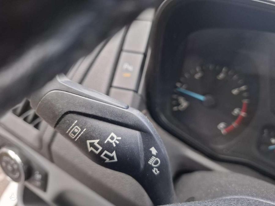 Balts Ford Transit 2019 Panevēža, ar dzinēja tilpumu 2.00 L un nobraukumu 198 tūkst. km par 10800 €, foto 21 vietnē AUTOMOTO.COM.LV