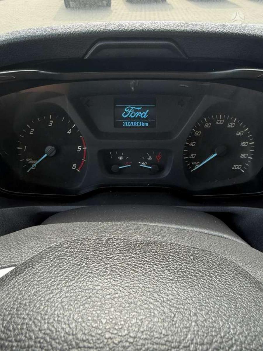 White Ford Transit 2019 in Kaunas, with an engine capacity of 2.00 L and mileage of 202 thousand km for 11200 €, photo 13 on AUTOMOTO.COM.LV