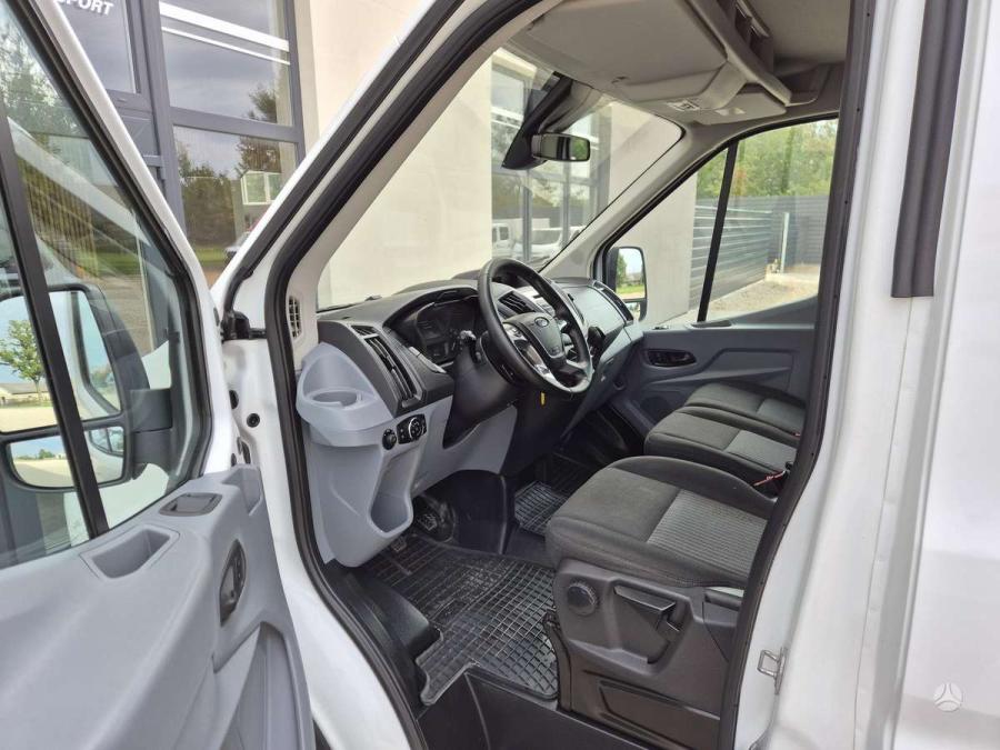 Balts Ford Transit 2019 Marijampole, ar dzinēja tilpumu 2.00 L un nobraukumu 132 tūkst. km par 14500 €, foto 12 vietnē AUTOMOTO.COM.LV