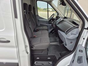 Balts Ford Transit 2019 Marijampole, ar dzinēja tilpumu 2.00 L un nobraukumu 132 tūkst. km par 14500 €, foto 21 vietnē AUTOMOTO.COM.LV