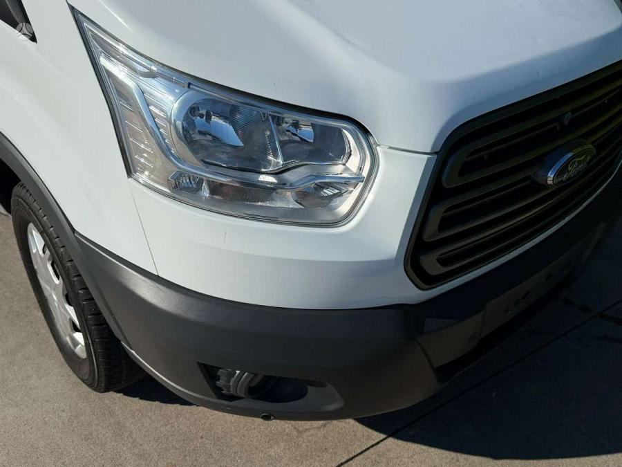 White Ford Transit 2019 in Kaunas, with an engine capacity of 2.00 L and mileage of 212 thousand km for 8107 €, photo 4 on AUTOMOTO.COM.LV