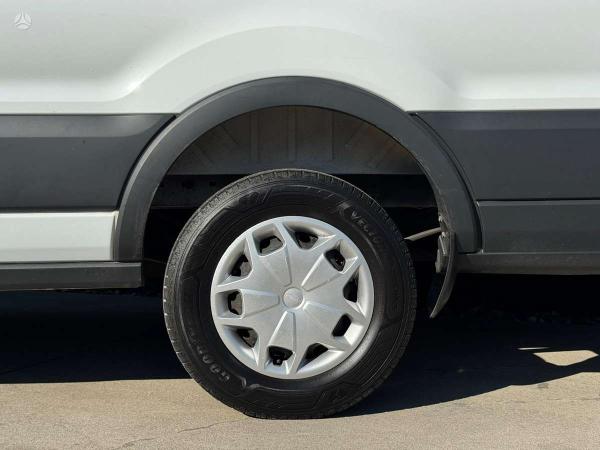 Balts Ford Transit 2019 Kauņa, ar dzinēja tilpumu 2.00 L un nobraukumu 212 tūkst. km par 8107 €, foto 4 vietnē AUTOMOTO.COM.LV