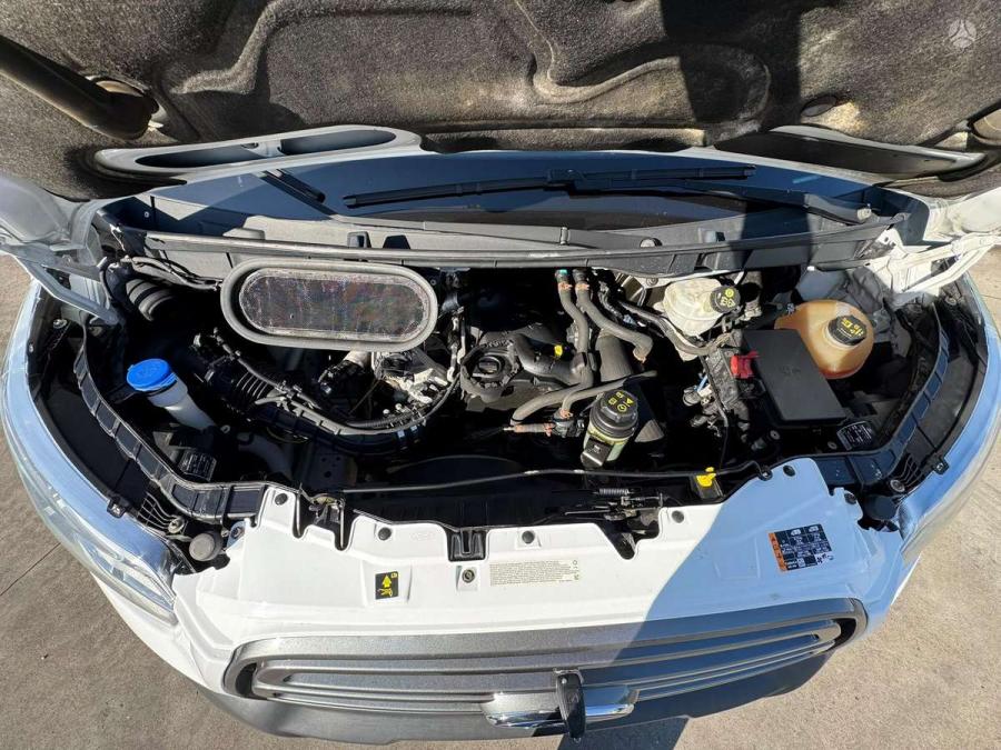 White Ford Transit 2019 in Kaunas, with an engine capacity of 2.00 L and mileage of 212 thousand km for 8107 €, photo 9 on AUTOMOTO.COM.LV