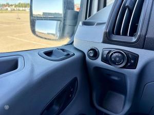 White Ford Transit 2019 in Vilnius, with an engine capacity of 2.00 L and mileage of 83 thousand km for 22900 €, photo 22 on AUTOMOTO.COM.LV