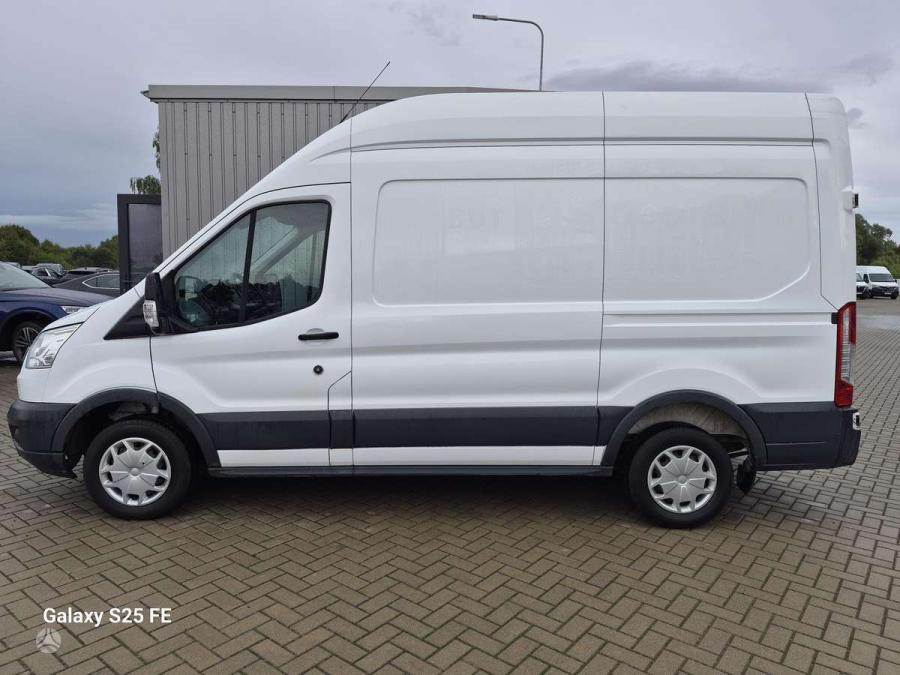 White Ford Transit 2019 in Taurage, with an engine capacity of 2.00 L and mileage of 157 thousand km for 11900 €, photo 9 on AUTOMOTO.COM.LV