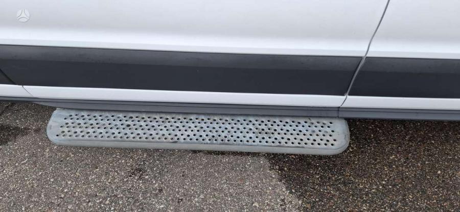 White Ford Transit 2019 in Marijampole, with an engine capacity of 2.00 L and mileage of 235 thousand km for 13200 €, photo 18 on AUTOMOTO.COM.LV