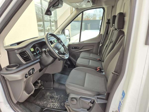 White Ford Transit 2020 in Marijampole, with an engine capacity of 2.00 L and mileage of 152 thousand km for 13500 €, photo 10 on AUTOMOTO.COM.LV