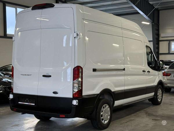 Balts Ford Transit 2020 Marijampole, ar dzinēja tilpumu 2.00 L un nobraukumu 230 tūkst. km par 13500 €, foto 9 vietnē AUTOMOTO.COM.LV