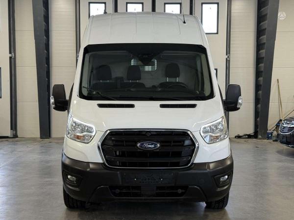 White Ford Transit 2020 in Marijampole, with an engine capacity of 2.00 L and mileage of 202 thousand km for 13000 €, photo 3 on AUTOMOTO.COM.LV