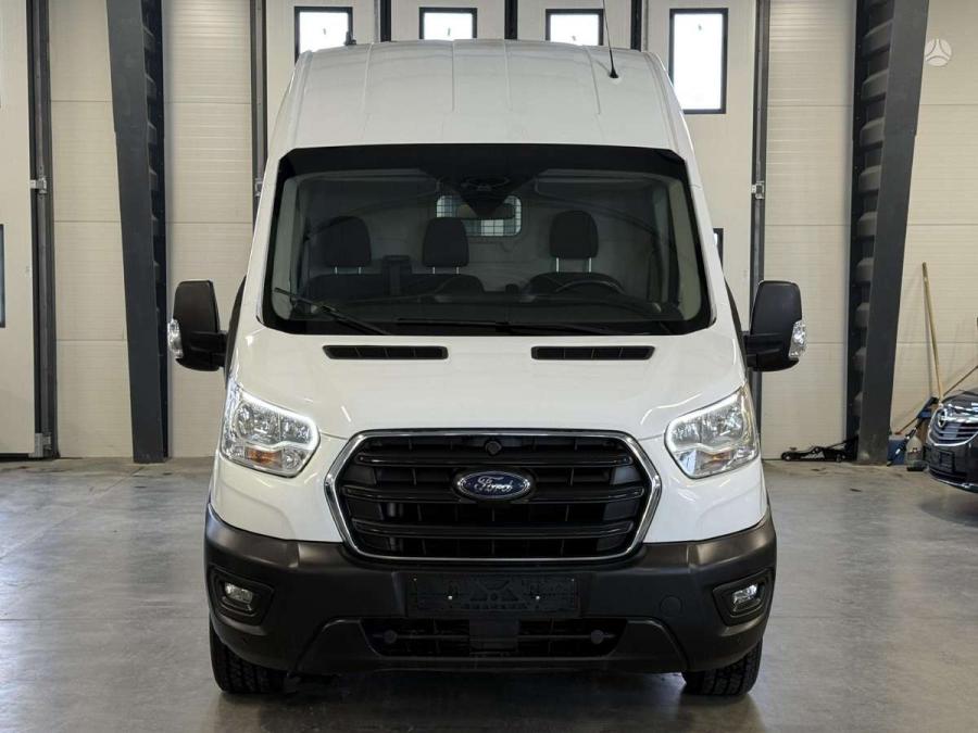 White Ford Transit 2020 in Marijampole, with an engine capacity of 2.00 L and mileage of 202 thousand km for 13000 €, photo 3 on AUTOMOTO.COM.LV