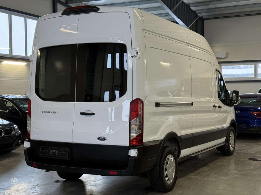 White Ford Transit 2020 in Marijampole, with an engine capacity of 2.00 L and mileage of 202 thousand km for 13000 €, photo 7 on AUTOMOTO.COM.LV