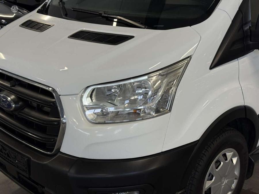 White Ford Transit 2020 in Marijampole, with an engine capacity of 2.00 L and mileage of 202 thousand km for 13000 €, photo 21 on AUTOMOTO.COM.LV