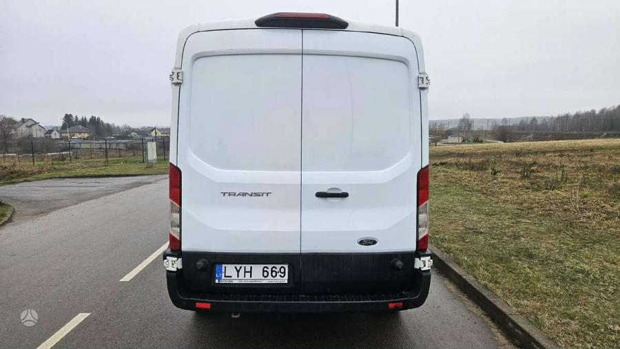 White Ford Transit 2020 in Telschi, with an engine capacity of 12.00 L and mileage of 162 thousand km for 11250 €, photo 4 on AUTOMOTO.COM.LV