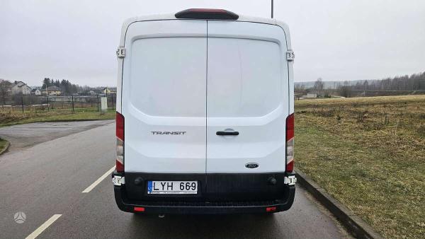 Balts Ford Transit 2020 Telšiai, ar dzinēja tilpumu 2.00 L un nobraukumu 162 tūkst. km par 11000 €, foto 4 vietnē AUTOMOTO.COM.LV