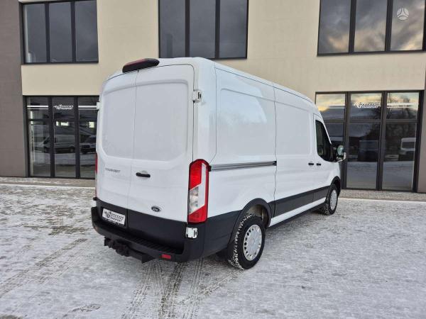 White Ford Transit 2020 in Marijampole, with an engine capacity of 2.00 L and mileage of 152 thousand km for 13500 €, photo 4 on AUTOMOTO.COM.LV