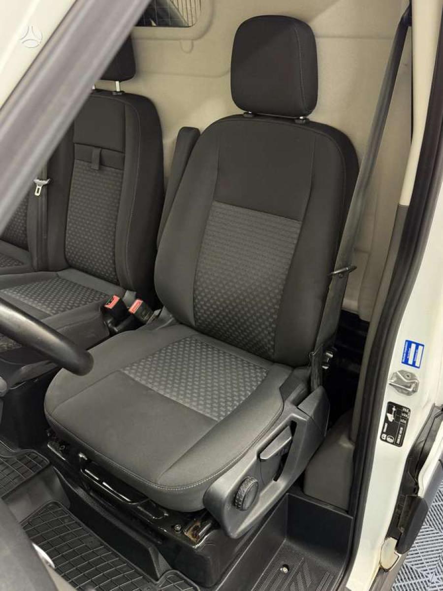White Ford Transit 2020 in Marijampole, with an engine capacity of 2.00 L and mileage of 224 thousand km for 12850 €, photo 12 on AUTOMOTO.COM.LV