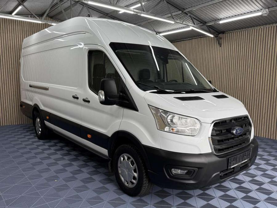 White Ford Transit 2020 in Marijampole, with an engine capacity of 2.00 L and mileage of 217 thousand km for 13900 €, photo 1 on AUTOMOTO.COM.LV