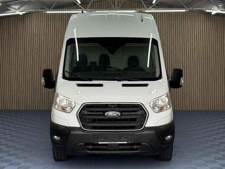 White Ford Transit 2020 in Marijampole, with an engine capacity of 2.00 L and mileage of 217 thousand km for 13900 €, photo 4 on AUTOMOTO.COM.LV