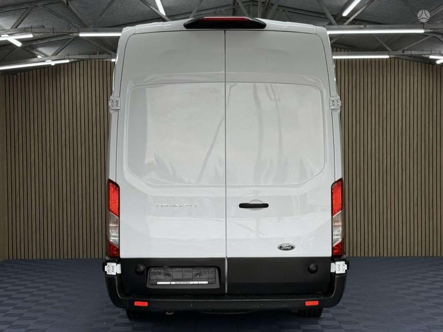 White Ford Transit 2020 in Marijampole, with an engine capacity of 2.00 L and mileage of 217 thousand km for 13900 €, photo 7 on AUTOMOTO.COM.LV