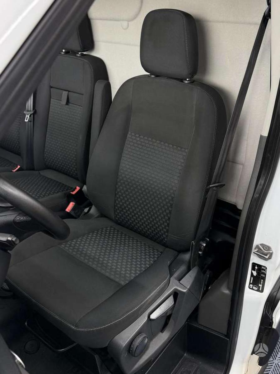 White Ford Transit 2020 in Marijampole, with an engine capacity of 2.00 L and mileage of 217 thousand km for 13900 €, photo 12 on AUTOMOTO.COM.LV