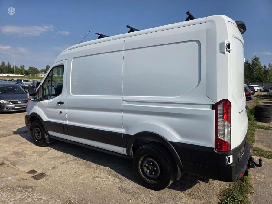 Balts Ford Transit 2020 Utena, ar dzinēja tilpumu 2.00 L un nobraukumu 159 tūkst. km par 9550 €, foto 7 vietnē AUTOMOTO.COM.LV