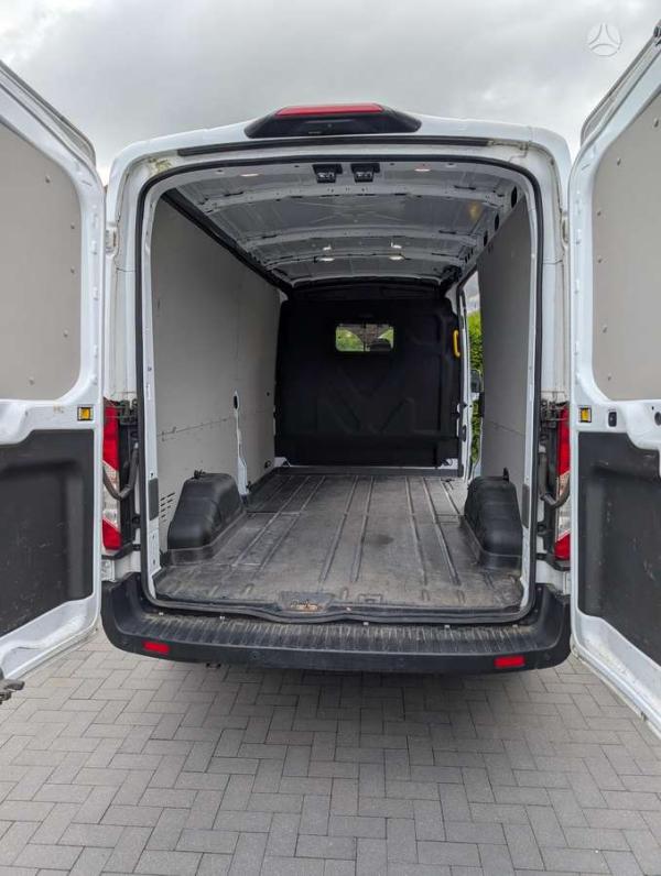 White Ford Transit 2020 in Marijampole, with an engine capacity of 2.00 L and mileage of 170 thousand km for 15000 €, photo 7 on AUTOMOTO.COM.LV