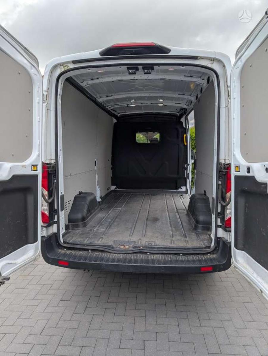 Balts Ford Transit 2020 Marijampole, ar dzinēja tilpumu 2.00 L un nobraukumu 170 tūkst. km par 15000 €, foto 8 vietnē AUTOMOTO.COM.LV