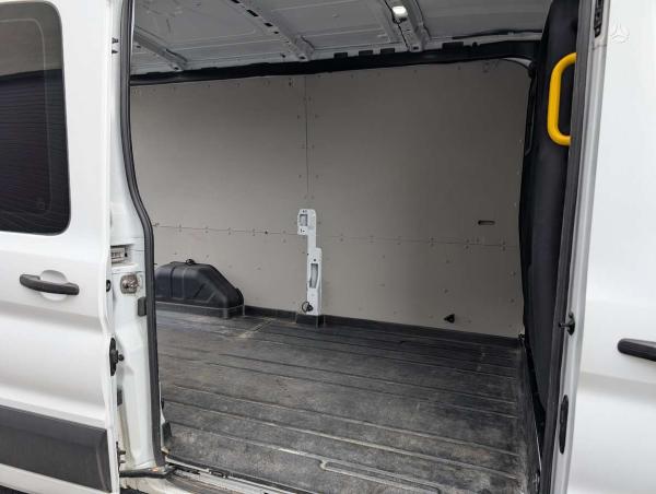 White Ford Transit 2020 in Marijampole, with an engine capacity of 2.00 L and mileage of 170 thousand km for 15000 €, photo 8 on AUTOMOTO.COM.LV
