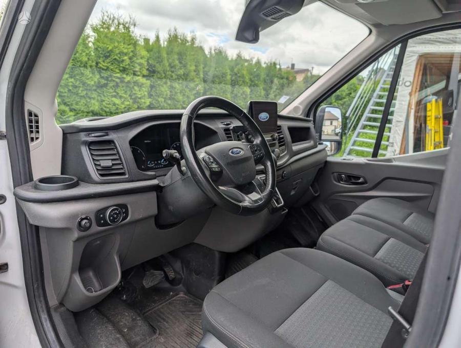 Balts Ford Transit 2020 Marijampole, ar dzinēja tilpumu 2.00 L un nobraukumu 170 tūkst. km par 15000 €, foto 10 vietnē AUTOMOTO.COM.LV