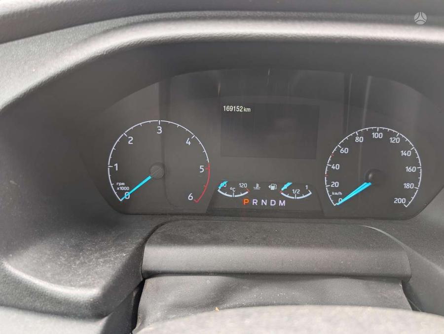 Balts Ford Transit 2020 Marijampole, ar dzinēja tilpumu 2.00 L un nobraukumu 170 tūkst. km par 15000 €, foto 12 vietnē AUTOMOTO.COM.LV