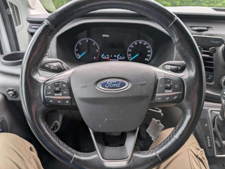 Balts Ford Transit 2020 Marijampole, ar dzinēja tilpumu 2.00 L un nobraukumu 170 tūkst. km par 15000 €, foto 13 vietnē AUTOMOTO.COM.LV