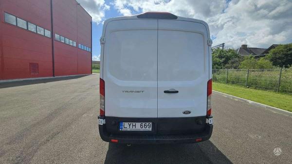 Balts Ford Transit 2020 Telšiai, ar dzinēja tilpumu 2.00 L un nobraukumu 151 tūkst. km par 11950 €, foto 4 vietnē AUTOMOTO.COM.LV