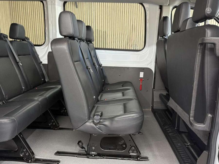 Balts Ford Transit 2020 Marijampole, ar dzinēja tilpumu 2.00 L un nobraukumu 261 tūkst. km par 17900 €, foto 13 vietnē AUTOMOTO.COM.LV